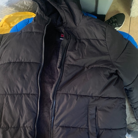 Swiss Tech | Jackets & Coats | Swiss Tech Black And Blue Puffer Jacket ...